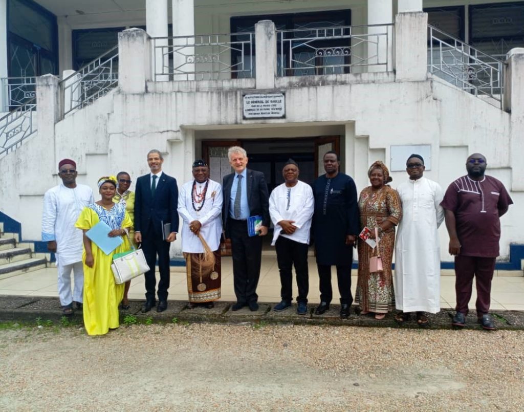 Le 1er Vice-Président de la CCIMA accorde une audience à son Excellence ...